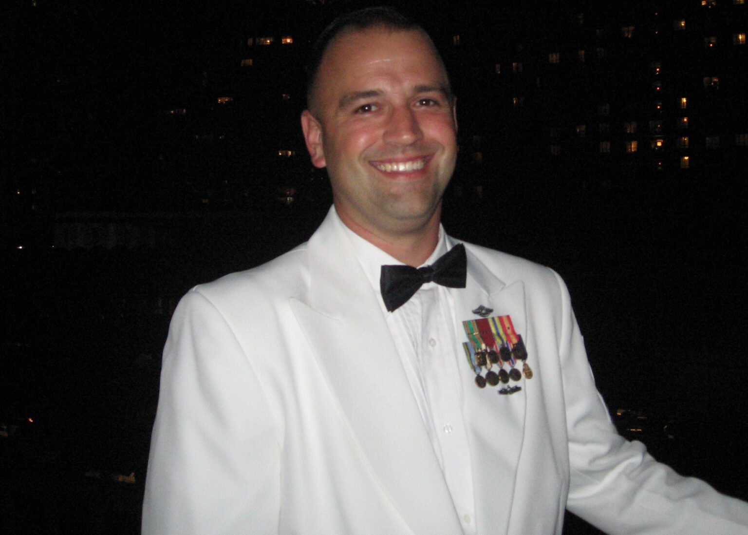 UM-Flint to host fall commencement ceremonies, Dec. 17 | University of ...