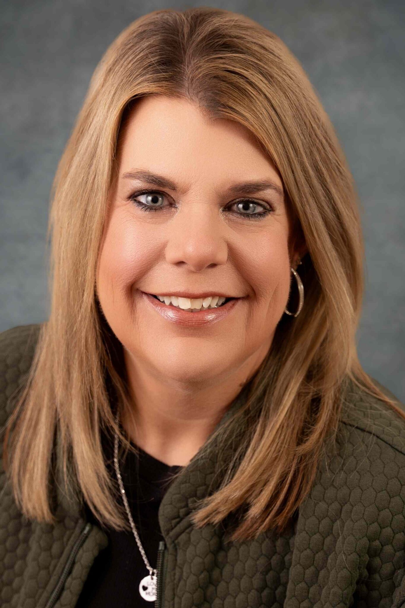 Lisa Novak (1) | University of Michigan-Flint